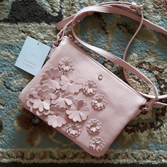 LC Lauren Conrad | Bags | Lc Lauren Conrad Cute Crossbody Bag | Poshmark